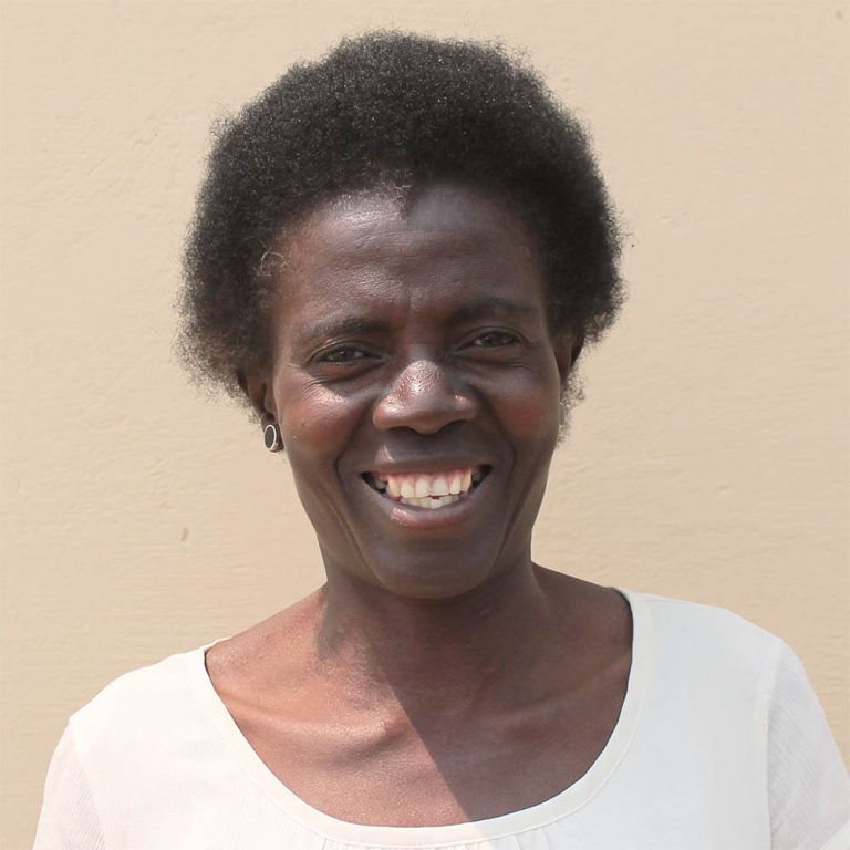 Tsitsi Muchero – Gogo Olive